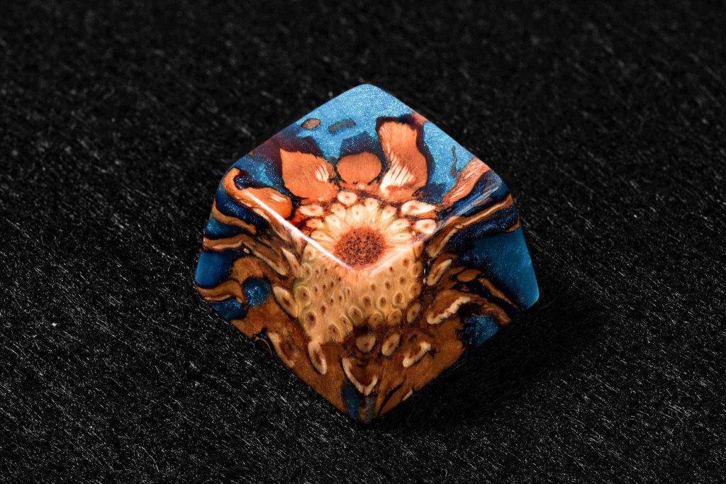 Ancient Flame artisan keycap - Jelly Key